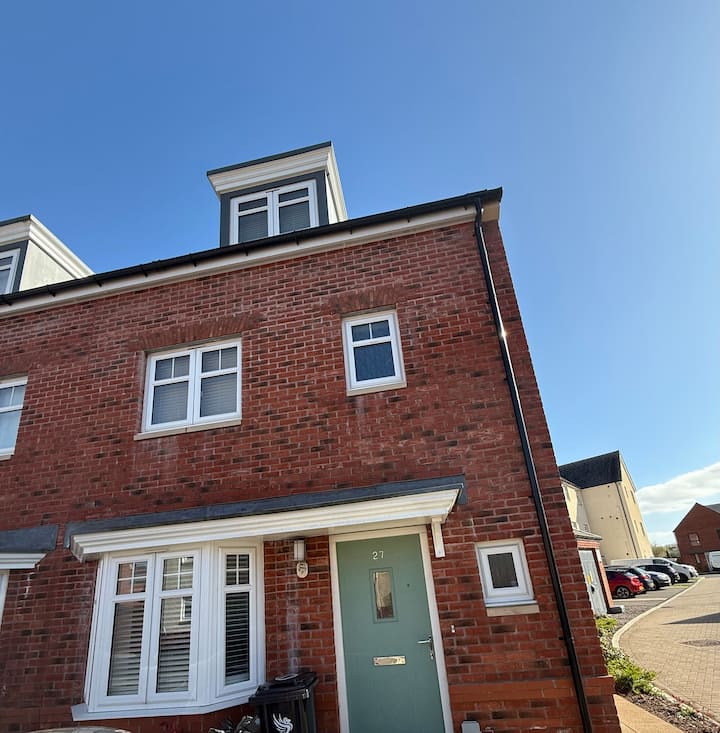 Dzingai Home- Cosy And Quiet Stay - Newport