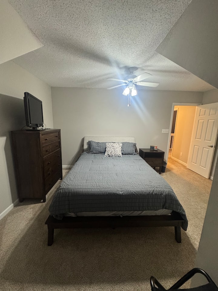 Upstairs Oasis - Greensboro, NC