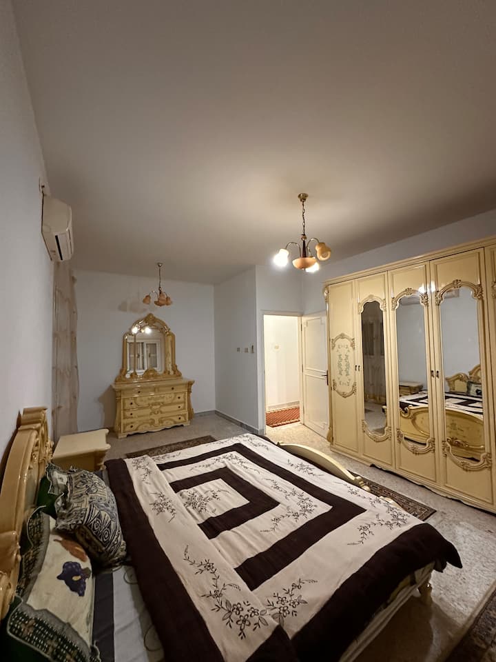 2 Bedroom Flat In Tripoli Center - Tripoli