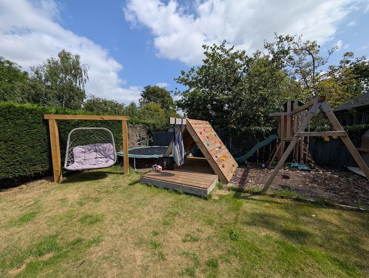 Entire Family Home In Oswestry - Shropshire