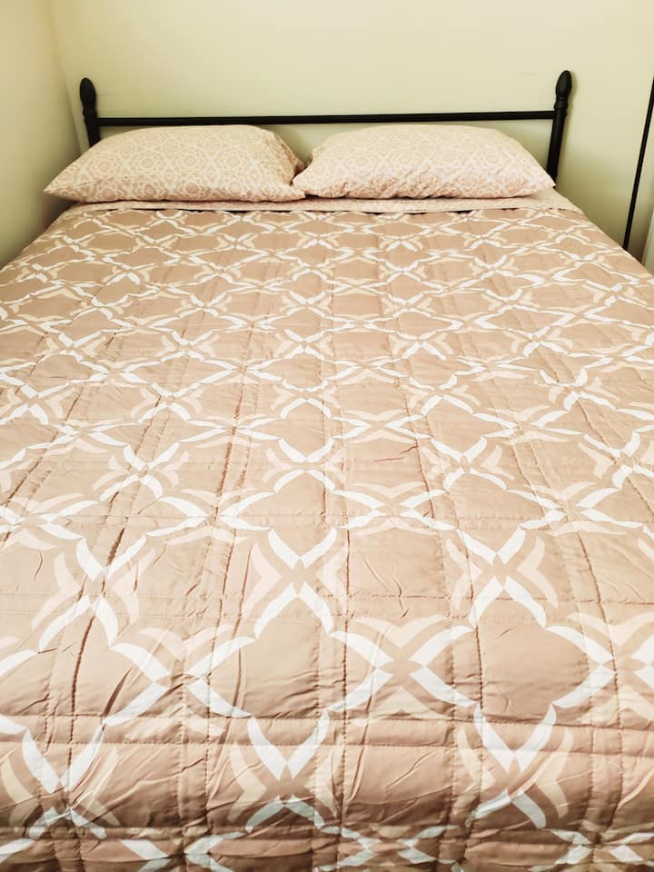 Affordable Room & Private Bath - Layton, UT