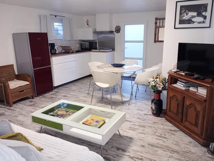 Appartement Tout Confort Dans Un Quartier Calme - Les Epesses