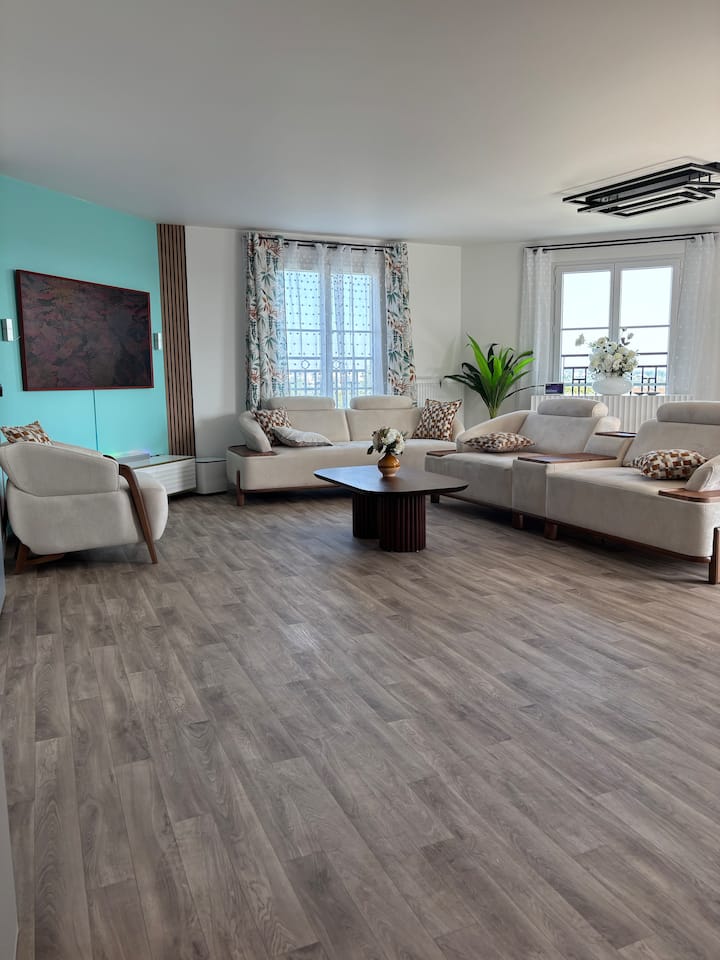 Duplex Spacieux : Le Blanc Mesnil - Week-end - Le Bourget