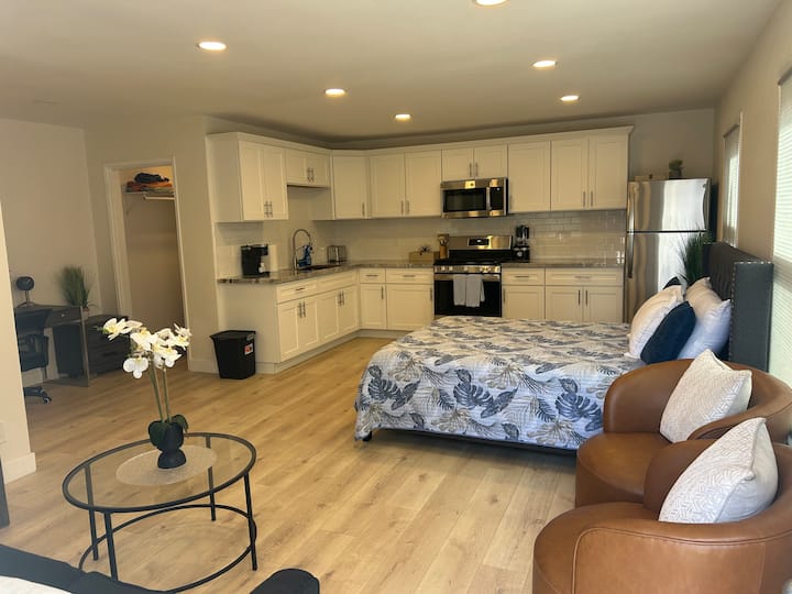 Coastline Beach Home - Huntington Beach, CA