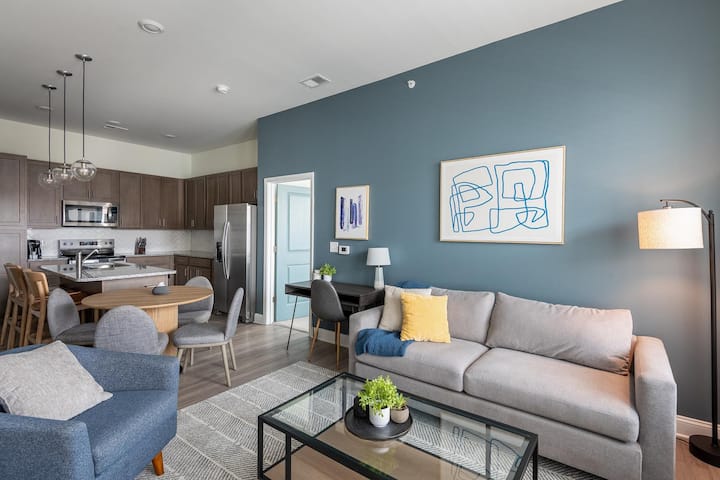 Landing | Stylish 2bd, Gym, Pool - Leland, NC