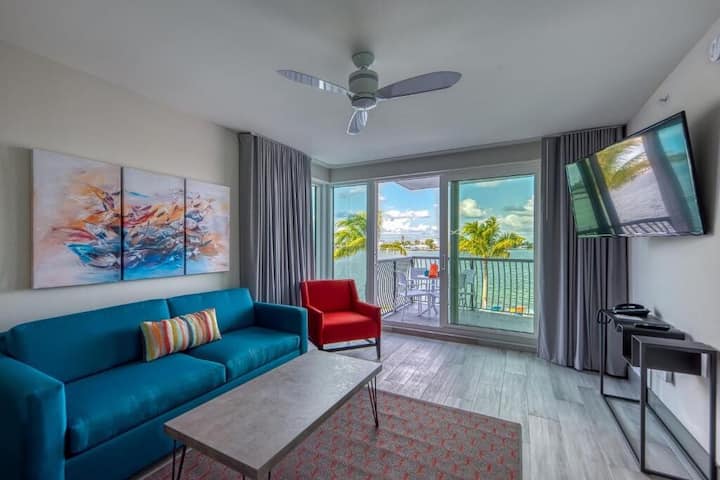 Your Bayfront Base In Treasure Island – 3 Units - St. Petersburg, FL