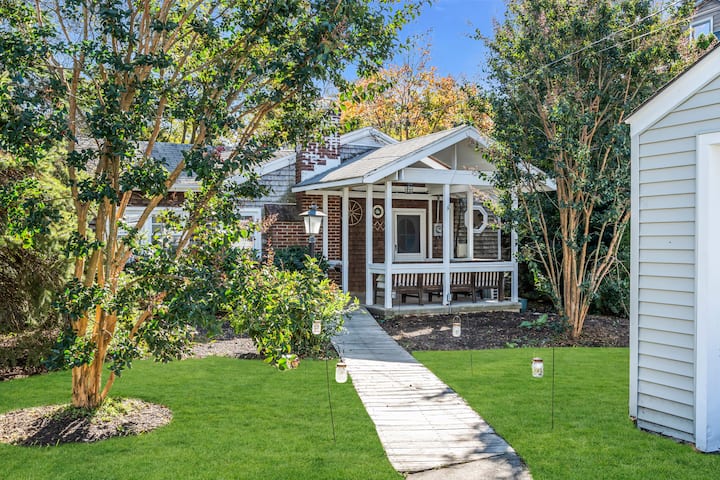 Charming Nantucket Style Cottage - Point Pleasant, NJ