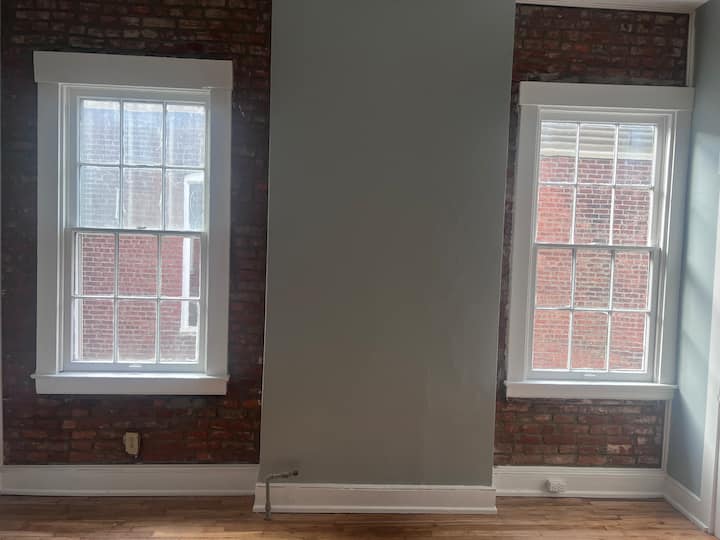 The Baxter Iii -Classy & Sexy To Be Furnished - Louisville, KY