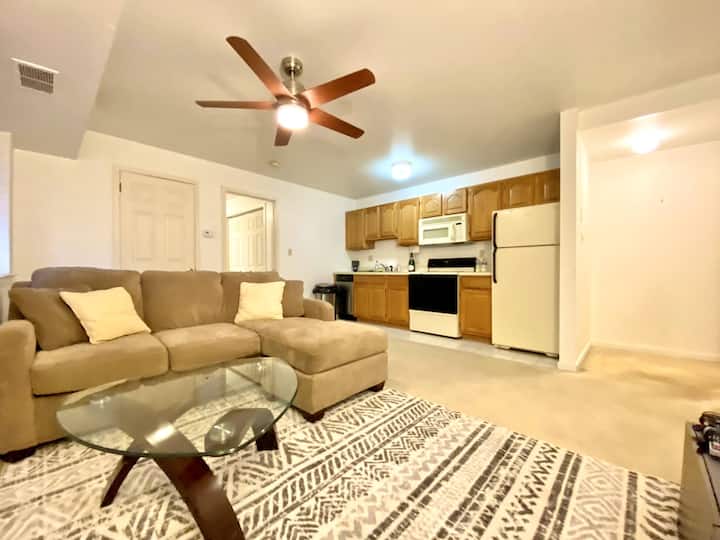 Simple Accommodation+updated Loo - Wilmington, DE