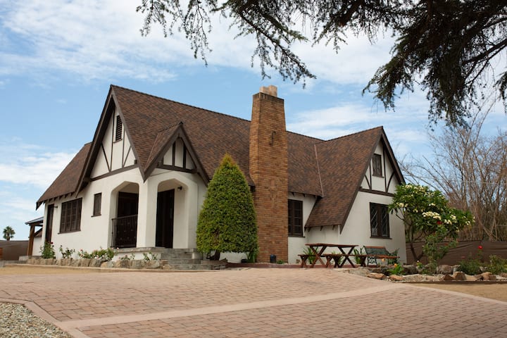 Vintage La Mesa Storybook Tudor Cottage - La Mesa, CA