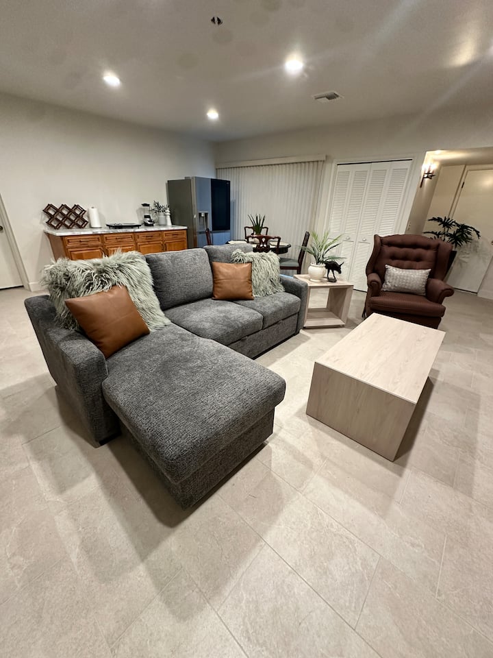 Saguaro Corner Suite - Tucson, AZ