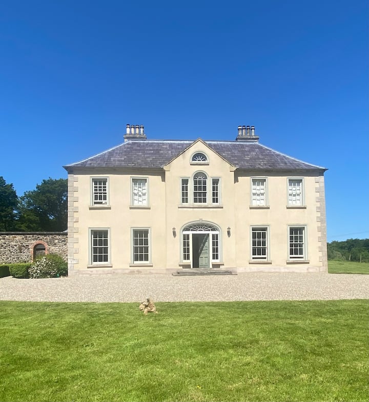 Unique Georgian Country House Near The North Coast - Ballymoney