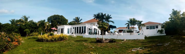 Ocean View Beach House With Pool - Nasáu
