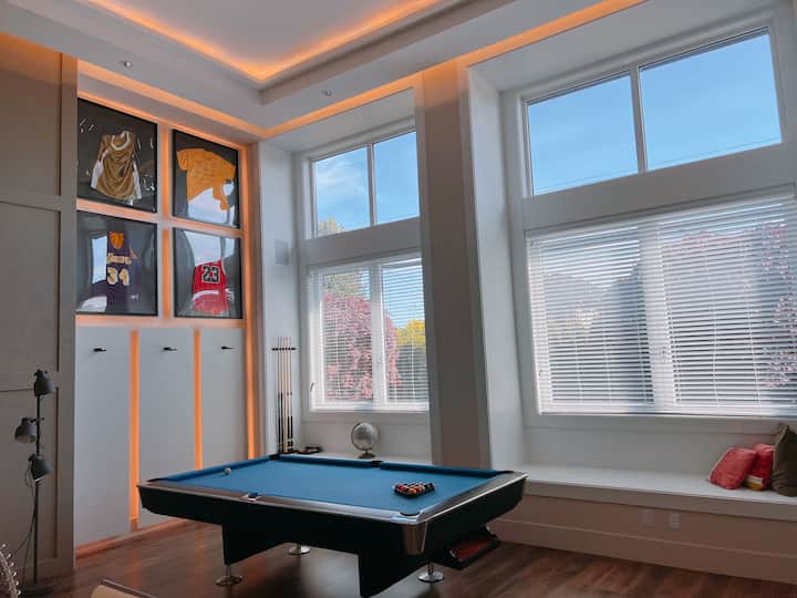 Luxury Loft With Huge Living Room-13 Mins From Yvr - Delta