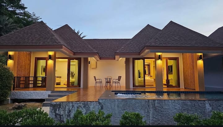 Phi Phi Luxury Pool Villa2  +Breakfast - Ko Phi Phi Don