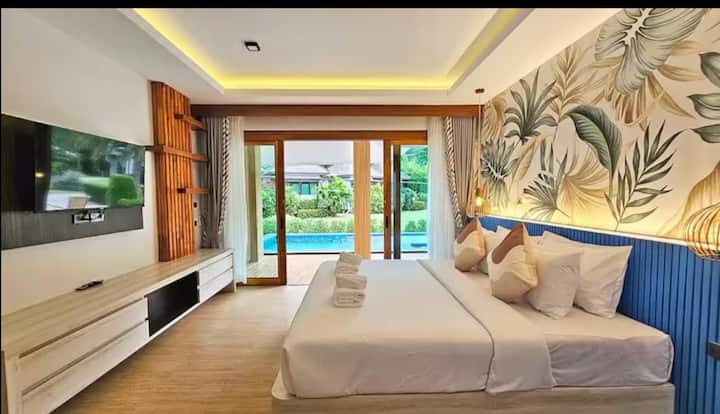 Phi Phi Luxury Pool Villa 4  +Breakfast - Ao Nang