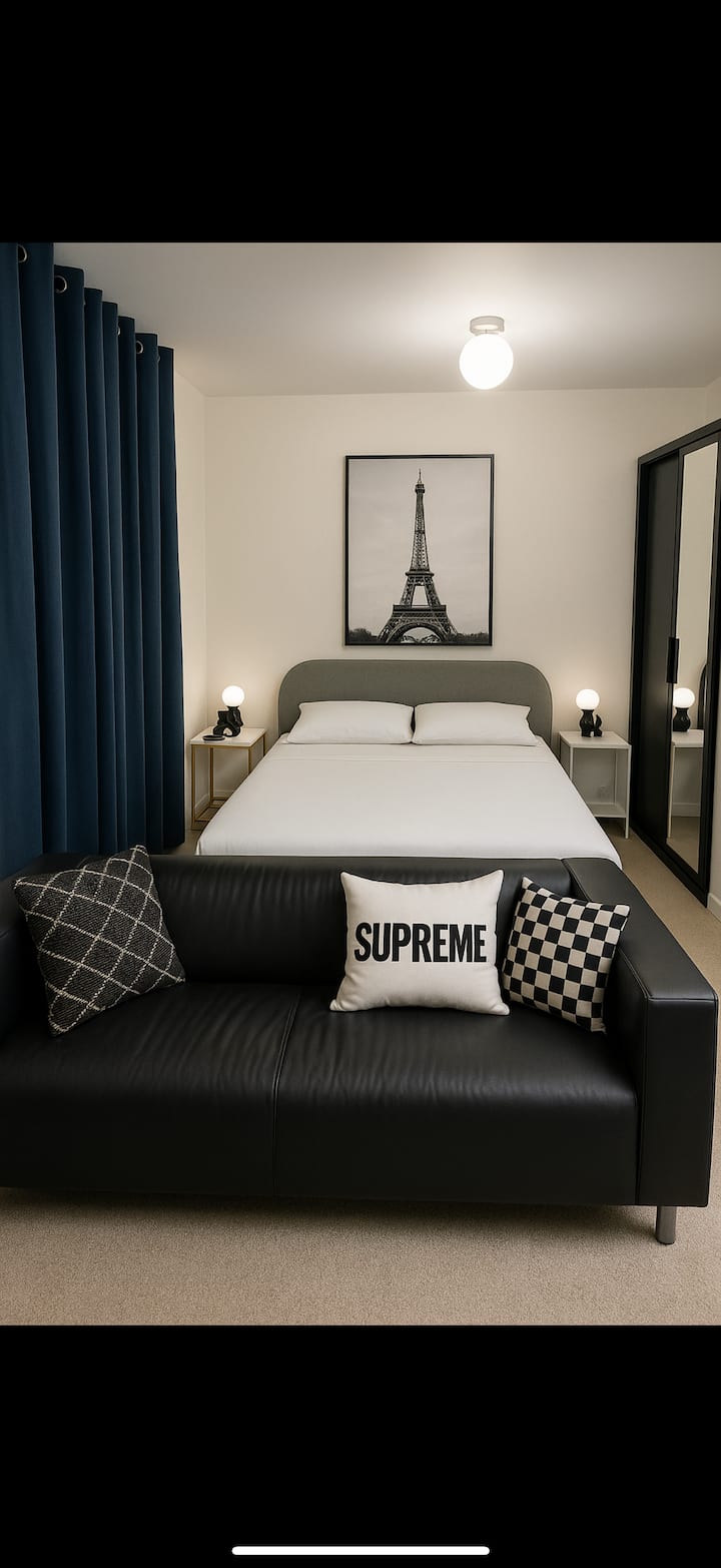 Stylish Studio • Top Location Walkscore 100 - Montreal