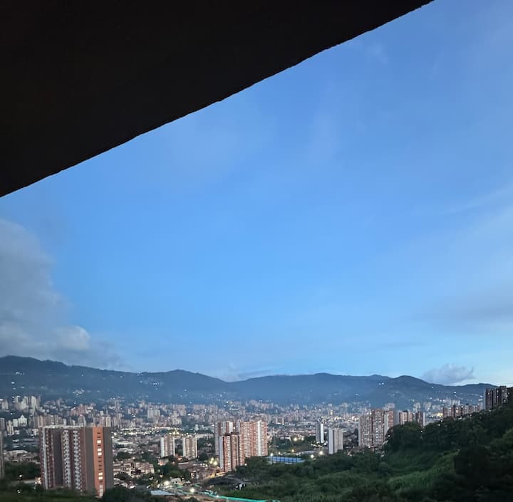 Cozy Departamento En Belén Medellín - Medellín