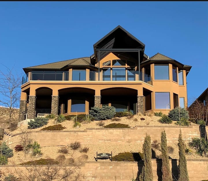 Sunset Lakeview House - Kelowna