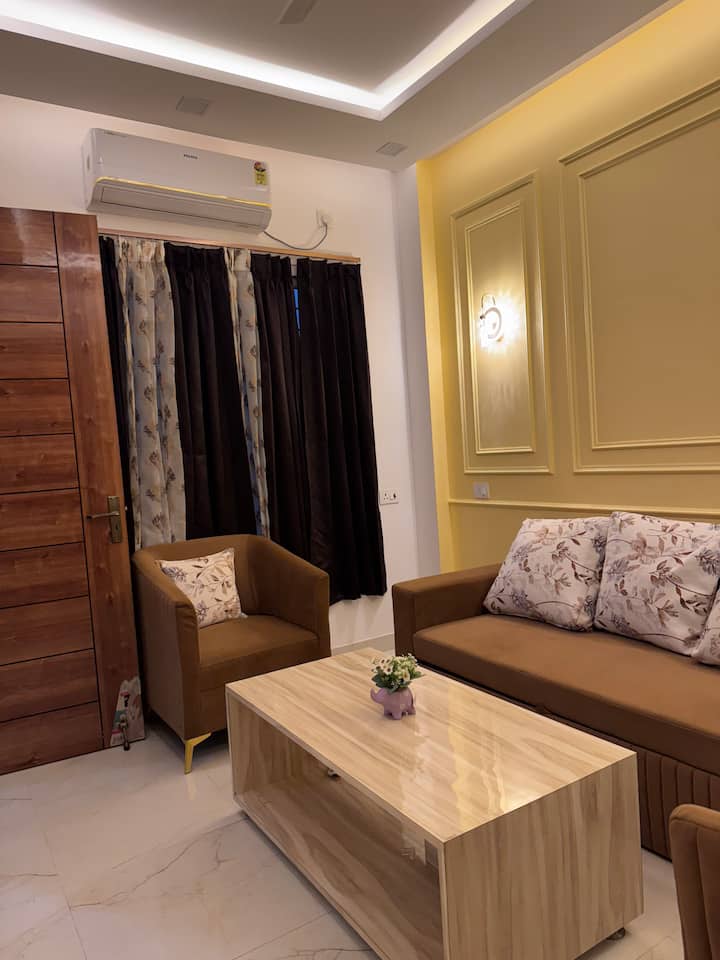 Shiv-aangan Homestay - Lucknow