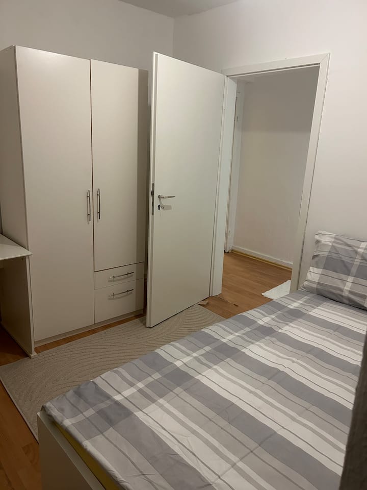 Ferah, Sessiz çAtı Katı - Hagen