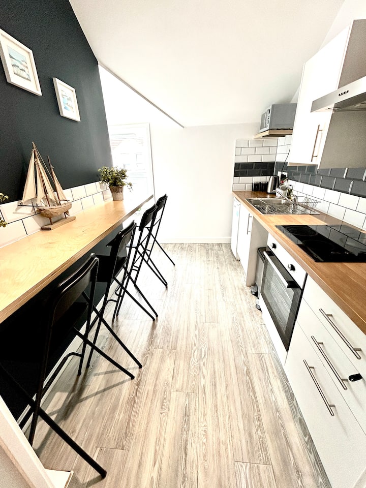 St Michael’s Stays By The Sea - Bournemouth