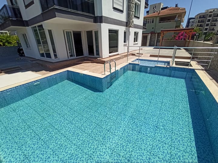 Deluxe Deniz Manzaralı 2+1 Daire - Finike