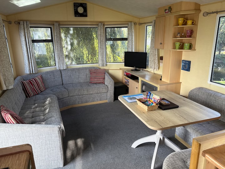 3 Bed/8 Berth Caravan On 4* Southview Holiday Park - Skegness