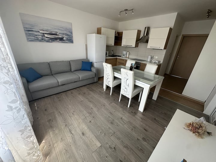Apartment Vinko Near Center - Rab