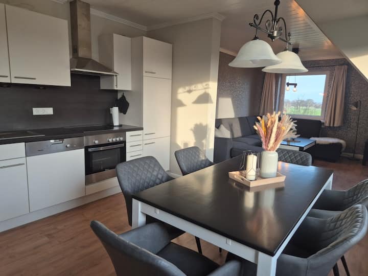 Gemütliche Ferienwohnung In Midlum Auf Föhr - Amrum