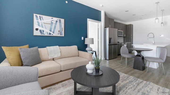 Landing | Incredible 2bd, Pool, Gym - San Antonio, TX