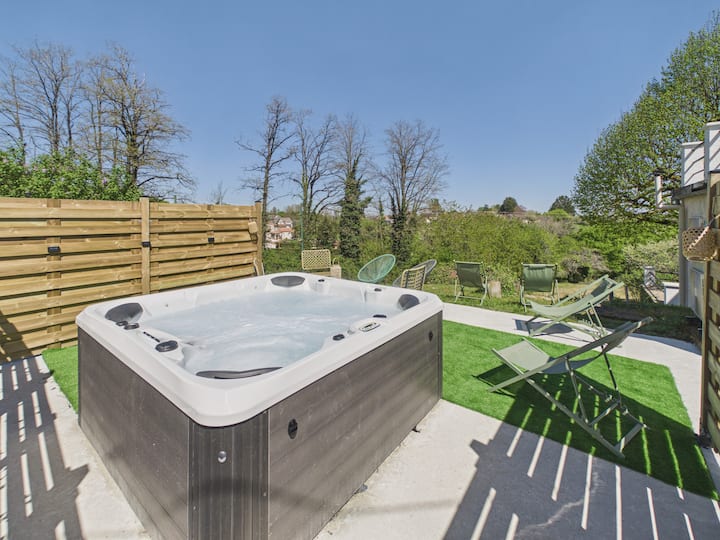 Grand Jardin, Terrasse Et Jacuzzi - Maison Pour 7 - Dordogne
