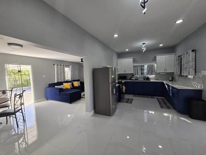 The Luxe Paradise - Jamaica