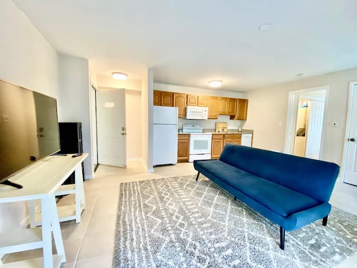 1br Condo W/ Private Patio+free Parking - Wilmington, DE