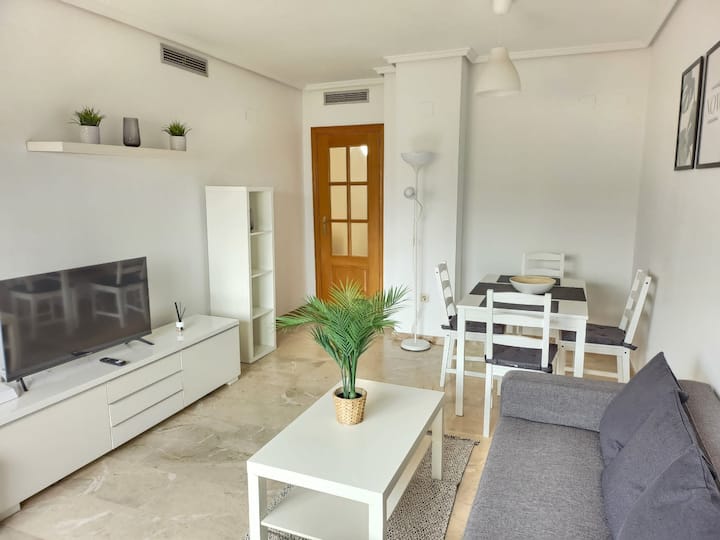 Cortes Suite - Pool  Paddle Tennis Court And  Gym - Valence en Espagne