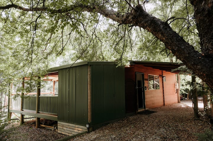 Kookaburra Cottage - Peaceful Forest Hideaway - Nannup
