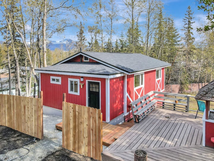 "Clifford" The Big Red House - Anchorage, AK