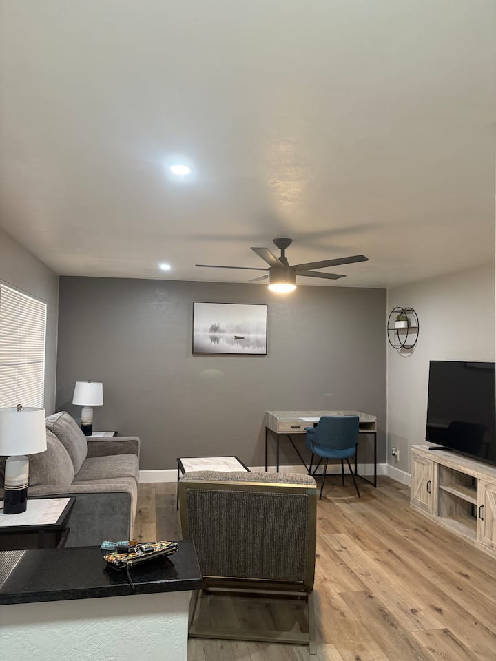 Apartment That Feels Like Home 1717e - Independence, MO