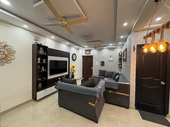 Radhe Krishna Niwas - Mughalsarai