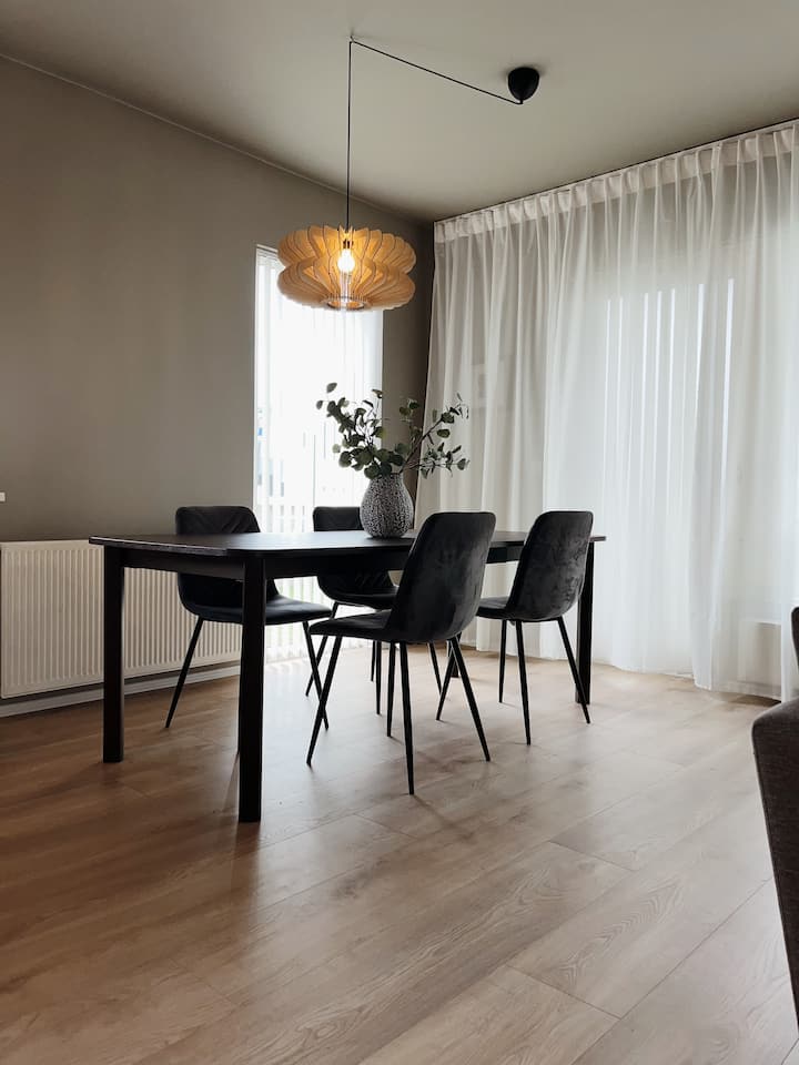 Cozy Apartment In Seltjarnarnes - Reykjavik