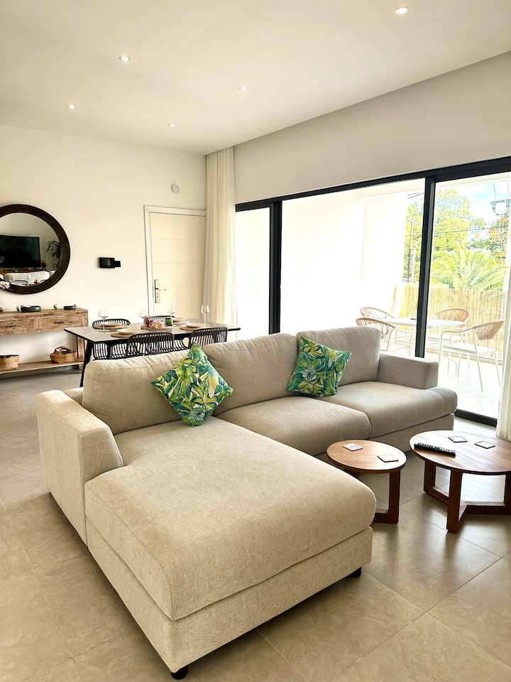 Luxury 3br Apartment •Pool• 2 Min Pereybere Beach - Mauricio