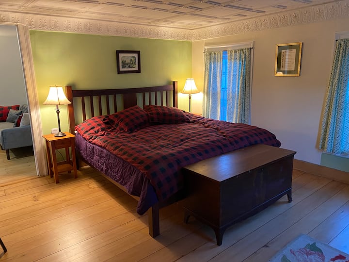 Estarla Farm Stay - Oneonta, NY