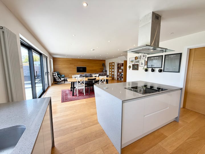 Cowley By Newfo Rest - Lymington
