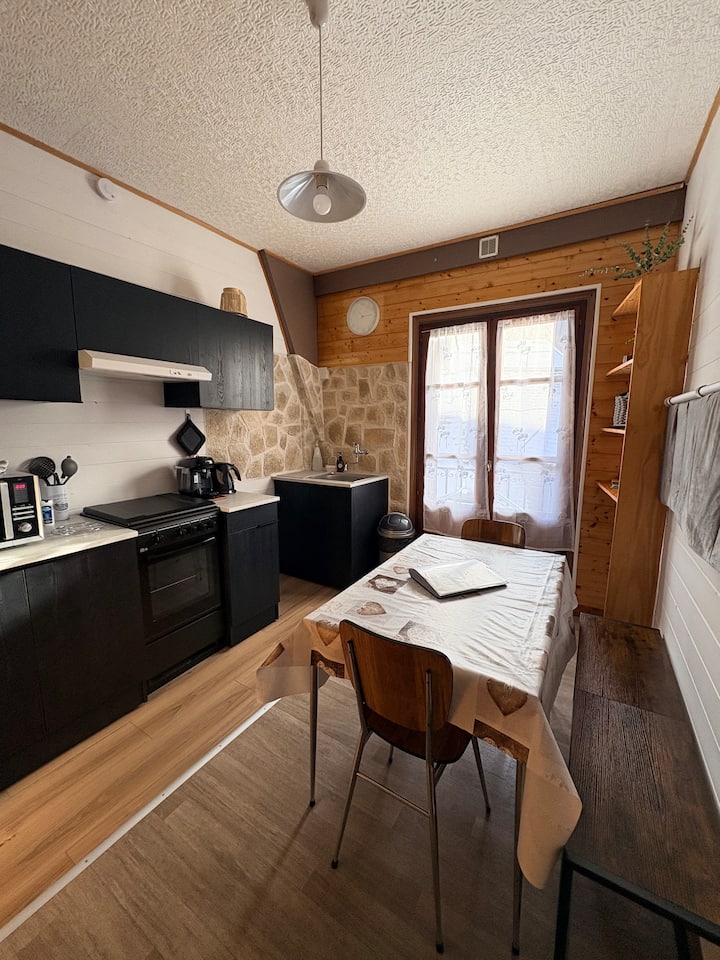 Villa Angel Appartement Deux à Quatre Personnes - La Bourboule