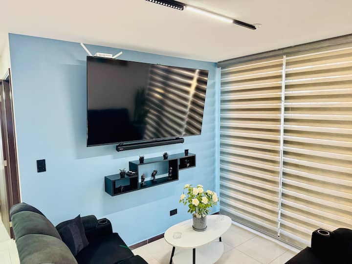 Apto En Zona 11 | Balcón Con Vista + Piscina - Guatemala