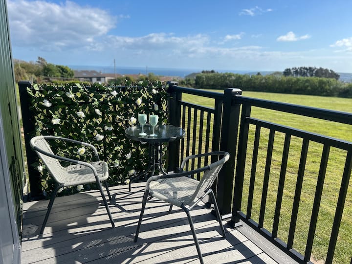 Badger’s Sett Cabin - St Ives