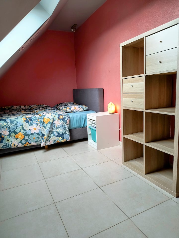 Kamer Met Badkamer In Duplexappartement - Ostende