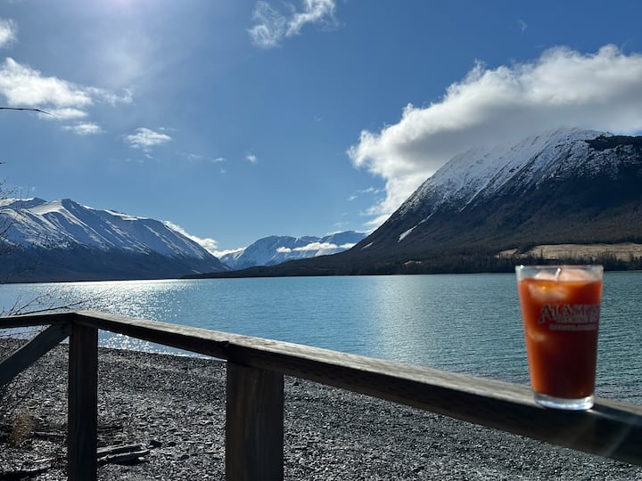 The Retro Reel Lodge - Cooper Landing, AK