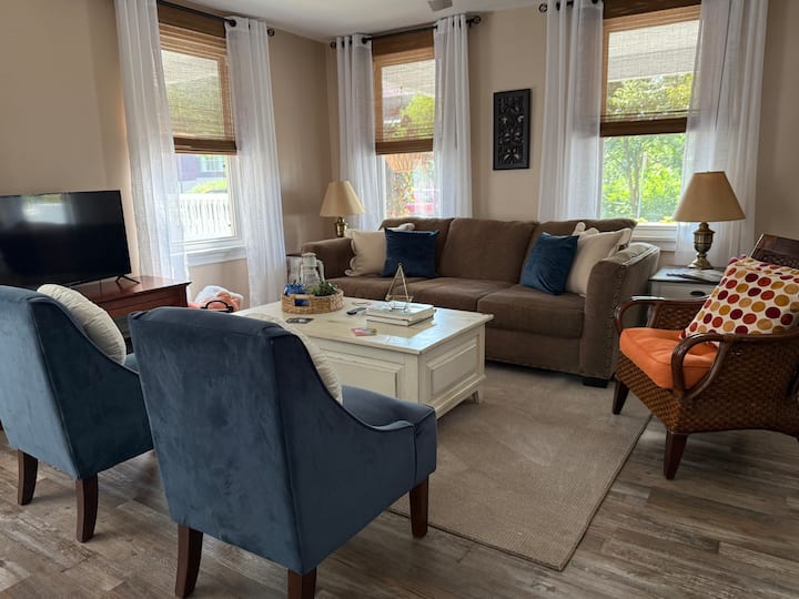 Walkable Carlisle Getaway 3br College & Downtown - Carlisle, PA