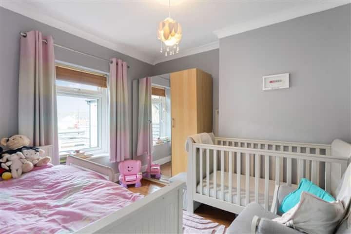 Dublin 4 Child-friendly House - Dún Laoghaire